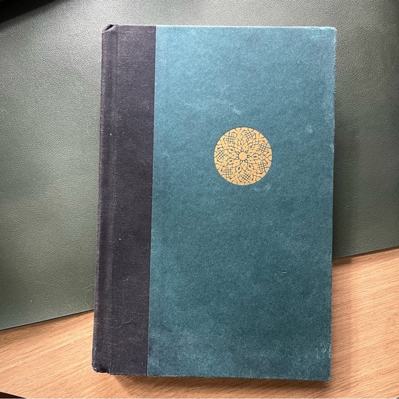 Other | Keeping Lucy A Thousand Splendid Suns Ficiton Drama Book Bundle ...